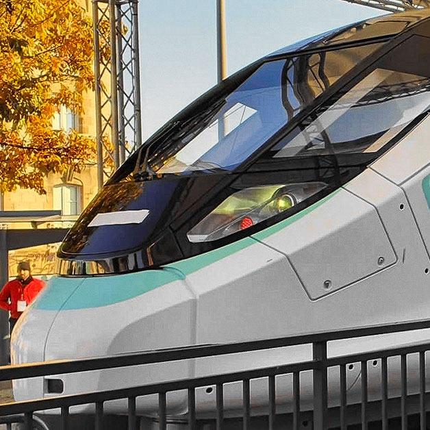 Full-size model of the intercity train Oxygène - Railway Supply