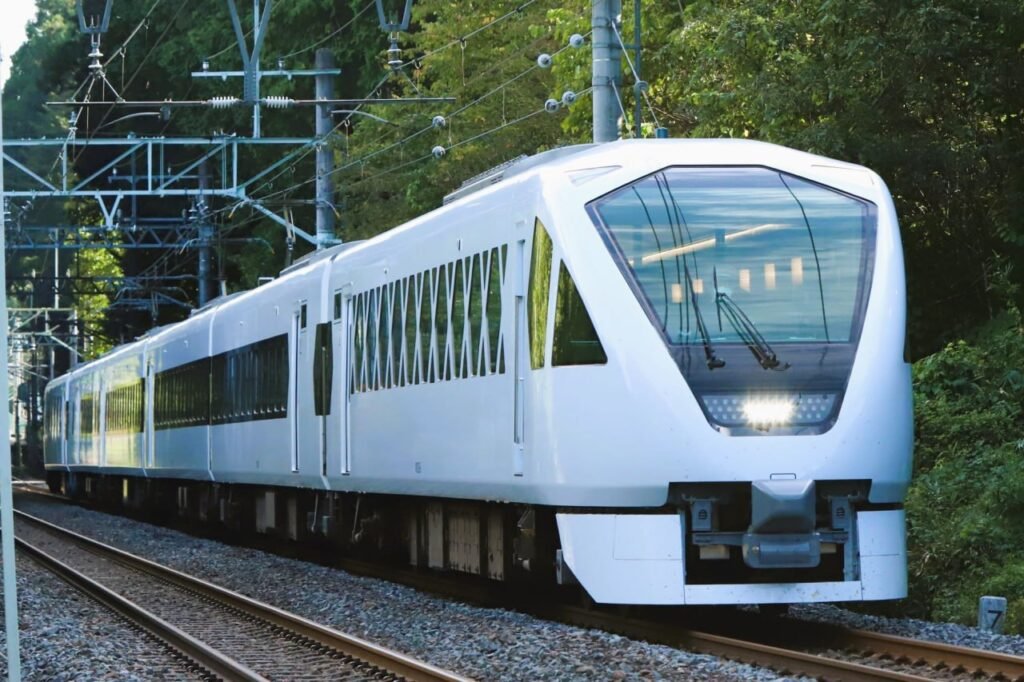 SPACIA X train from Hitachi - Railway Supply