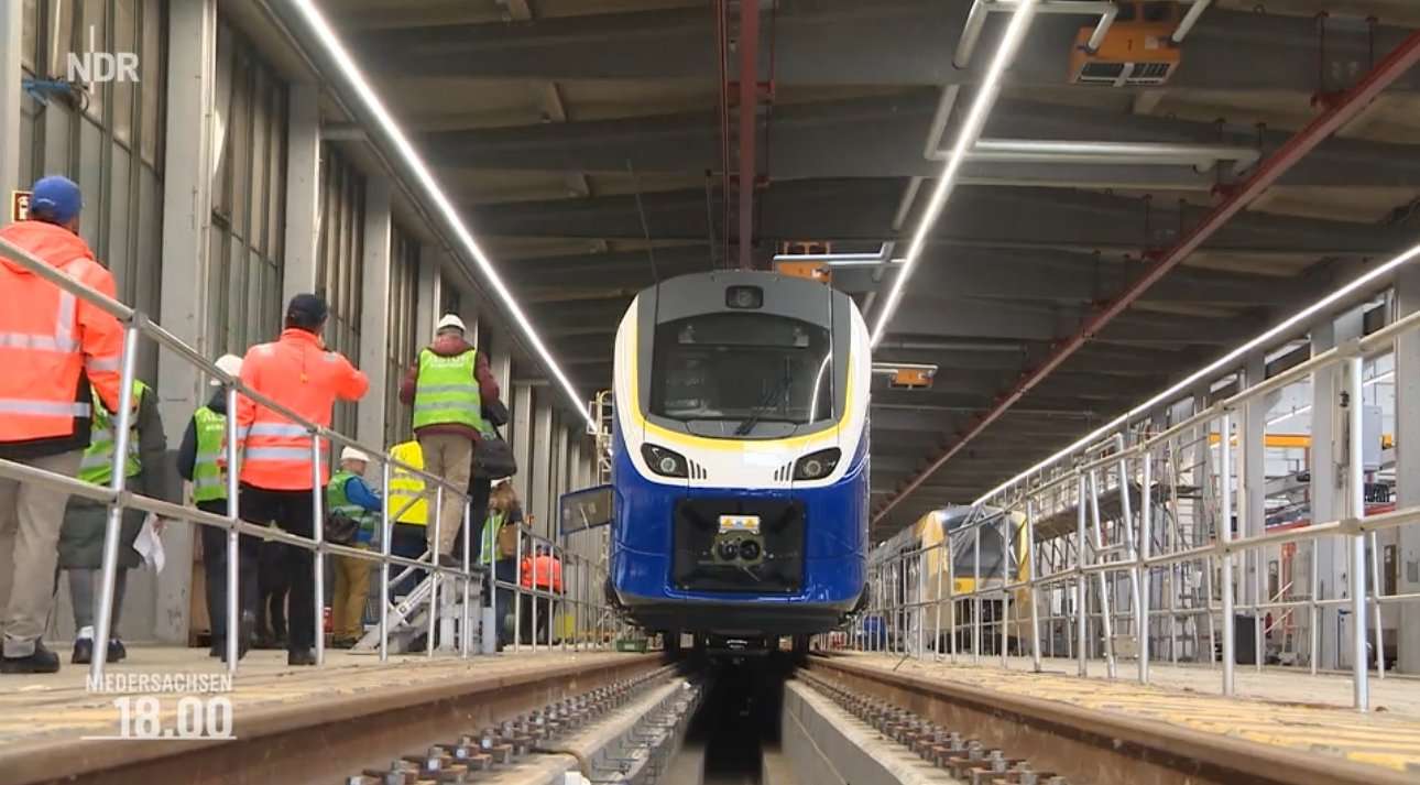 Alstom Unveils Electric Train Coradia Max for Germany - Railway Supply