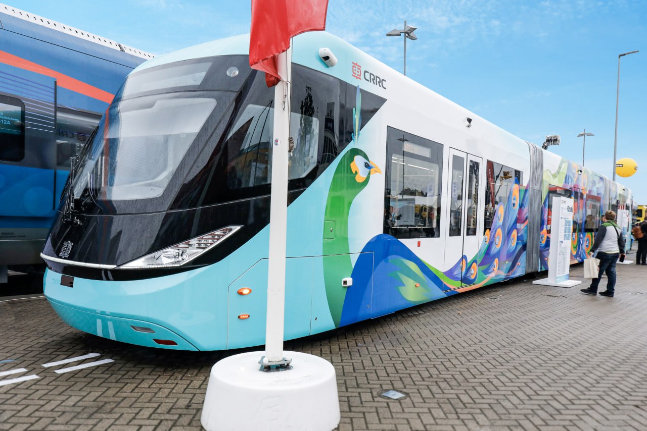 CRRC’s Hydrogen ART 2.0 Tram Debuts at InnoTrans 2024 - Railway Supply